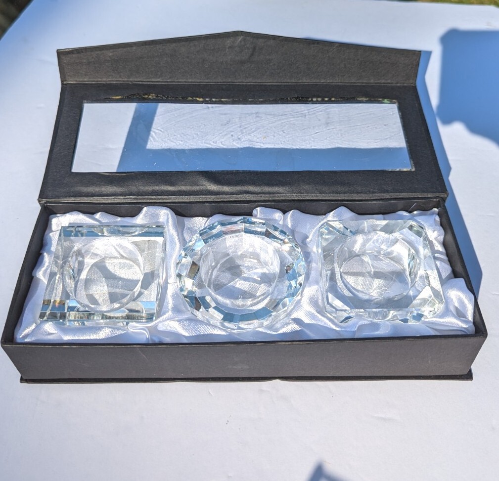 Oleg Cassini Crystal Cut Votive Candle Holders Pattern Rebecca Trio Set ...