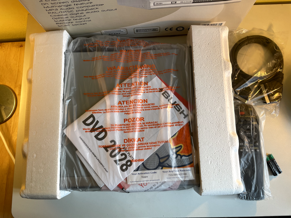 Bush Slimline DVD/CD Player - Silver - DVD 2028 - New - All Accessories ...