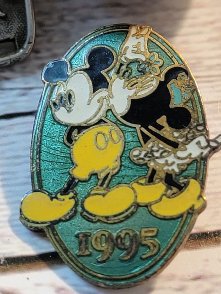 VTG Junk Drawer Estate Lot. Vintage Toys, Coins, Knife And More | eBay