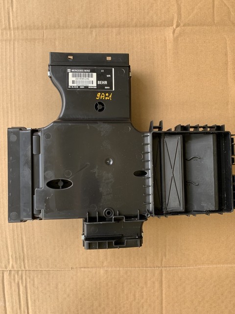 Mercedes-Benz OE 2218301246 - Right HVAC Duct Adapter State new | eBay