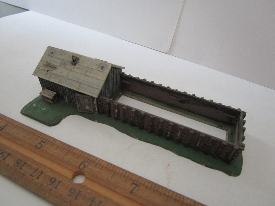 Vintage Built Weathered N Scale Trackside Sand Storage Building Train ...