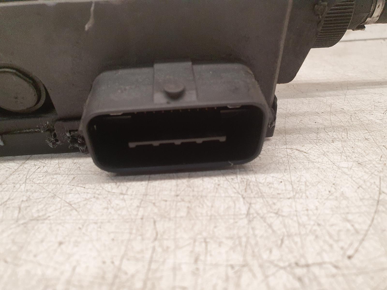 S38 Toyota AVENSIS 2010 Handbrake Actuator 46300-05010 for sale online ...