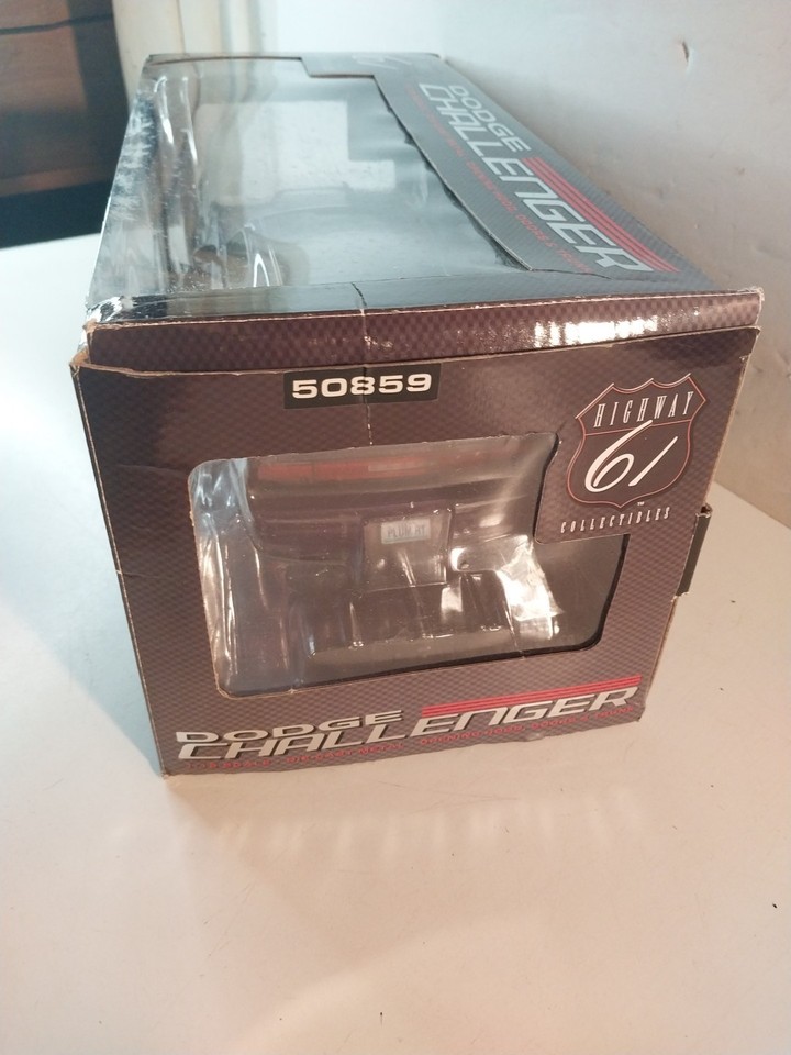 Highway 61 1/18 2010 dodge challenger R/T Plum crazy | eBay