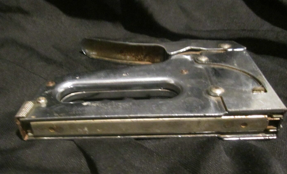 VTG Arrow Fastener Model T50 Heavy Duty Staple Gun Stapler Chrome MADE ...
