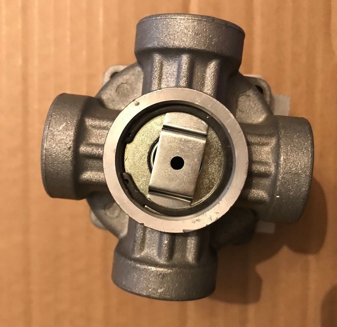 Haldex RV060 N30108AK 270A1A Relay Valve air pressure T4 2 res 2 del ...