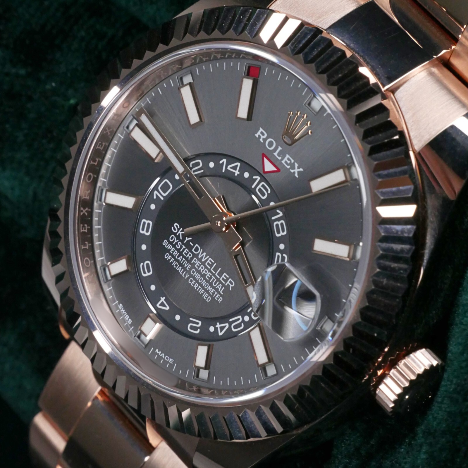 Rolex Sky-Dweller 40MM Rhodium Dial Rose Gold Steel MINT COMPLETE SET ...