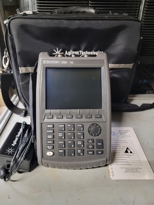 Agilent Keysight N9912A FieldFox 4GHz RF Analyzer Option 104/110/111 ...