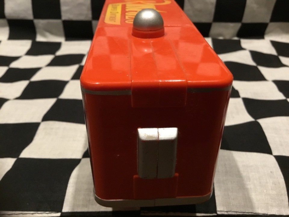 Disney Store Exclusive Cars Lightning McQueen Runaway Racer Mack Hauler ...