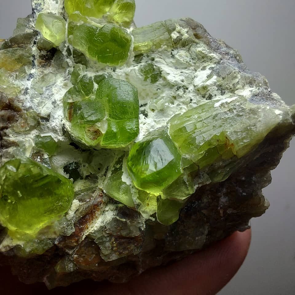 148-gram Peridot Crystal Peridot Specimens from Skardu Pakistan | eBay