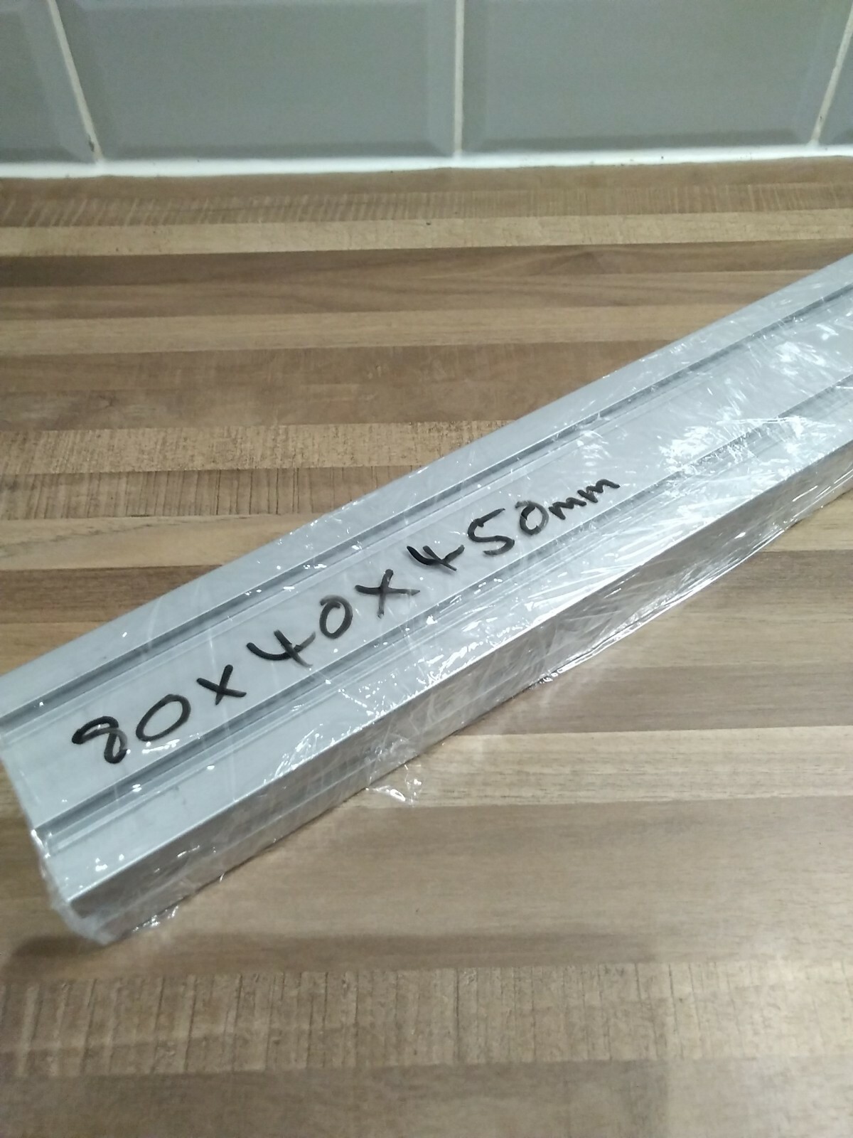 Aluminium T Slot Box Section 80mm Wide, 40mm High, 450mm Long ...