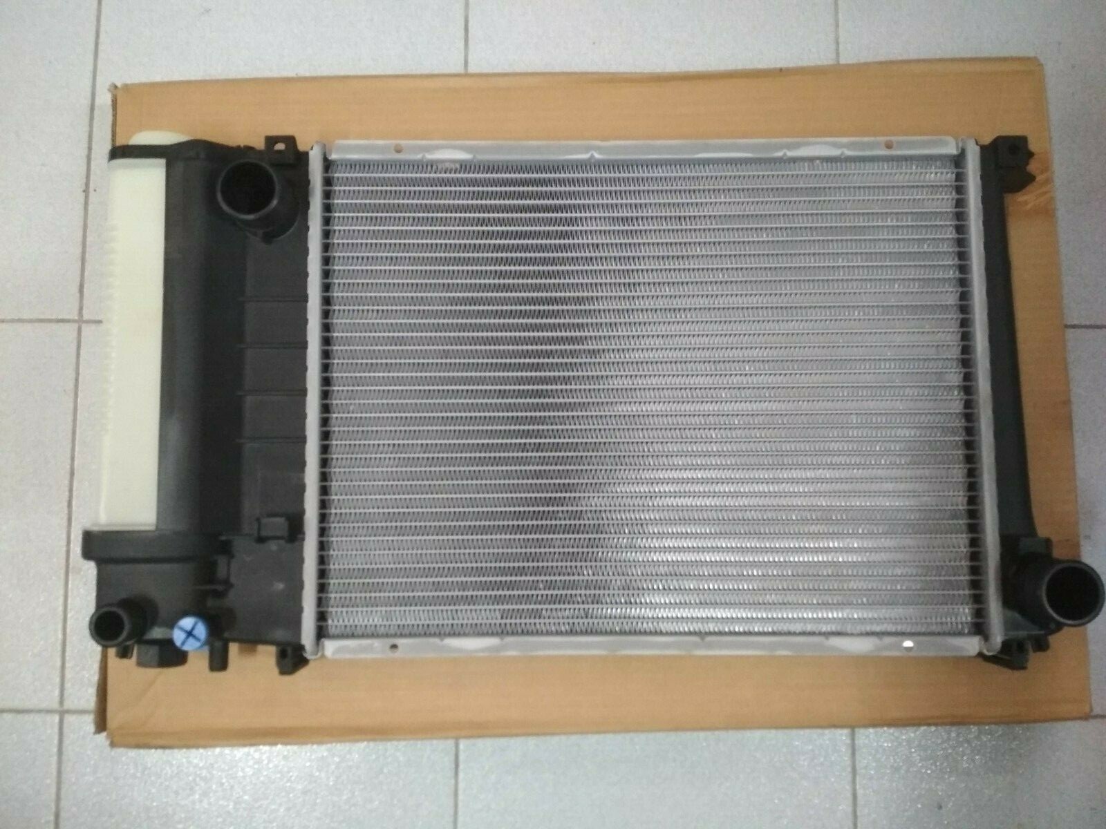 BMW E30 radiator !NEW! GENUINE 17111712978 | eBay