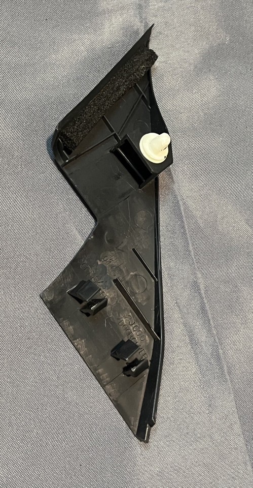 2002-2004 Nissan Altima RH Front Passenger Side Mirror Corner Cover ...