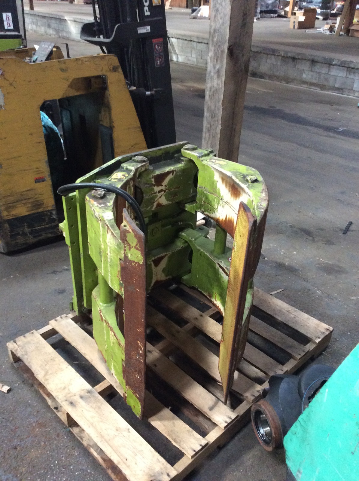 682077 Cascade 45F-RC-01A Forklift Good Used Revolving Connection | eBay