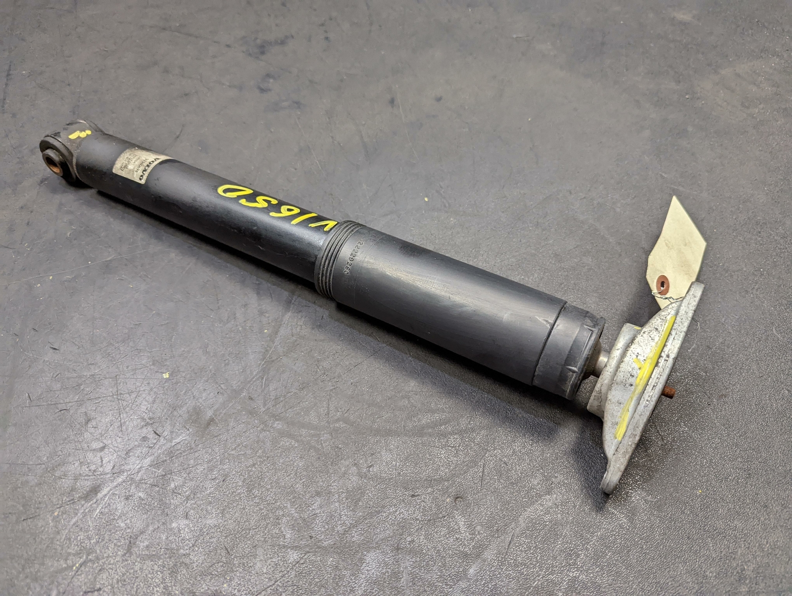 Rear Right or Left Shock Absorber 2018 Volvo S60 31340696 2011-2015 ...