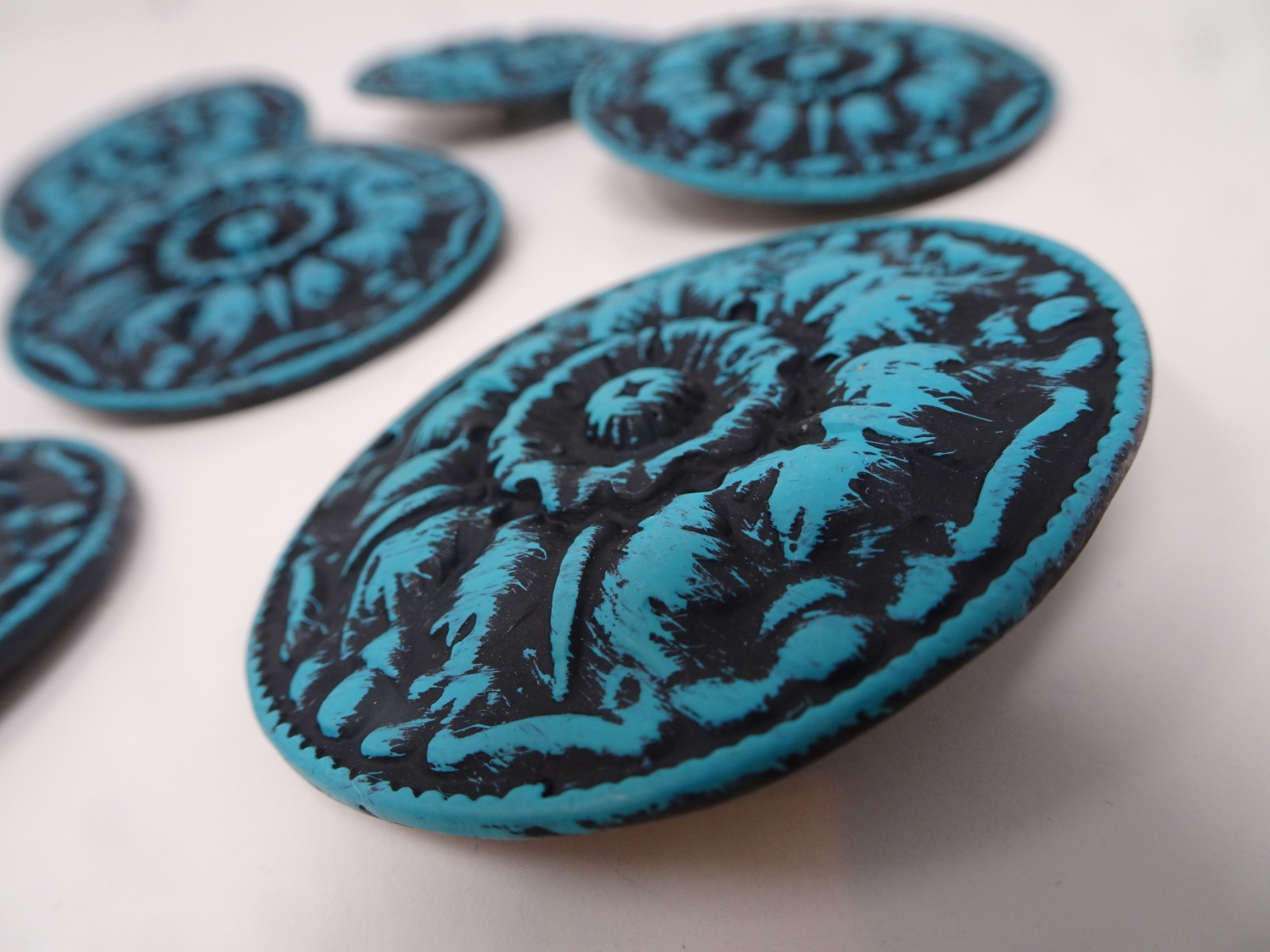 Vintage Blue and Red Rustic 3D Floral Large Shank Buttons 50mm Lot of 3 ...