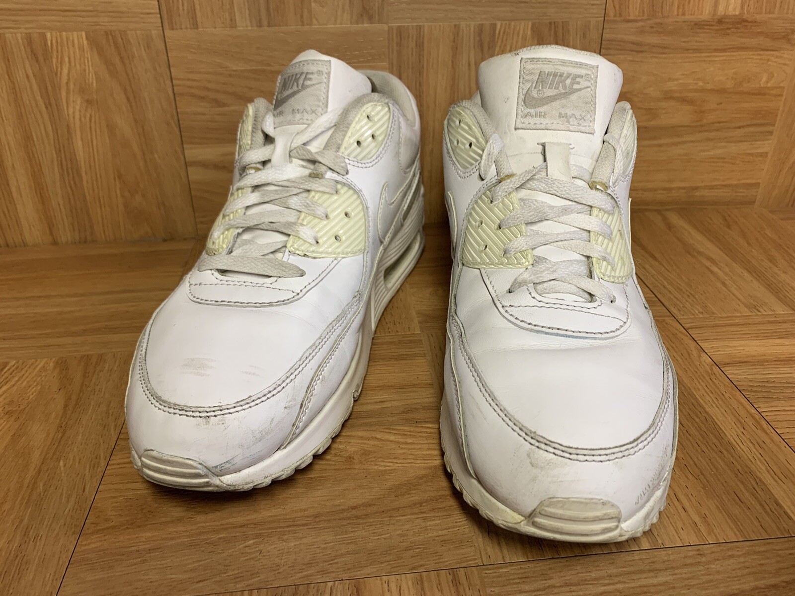 RARE🔥 Nike Air Max 90 Whiteout Triple White Sz 10 Me… - Gem