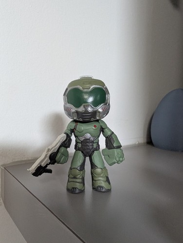 2016 Funko Mystery Mini Doom Best of Bethesda 3" Space Marine Figure 1/ ...