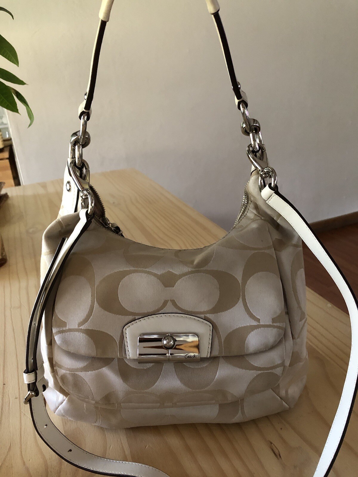 coach crossbody shoulder bag signature Beige (See Pic… - Gem