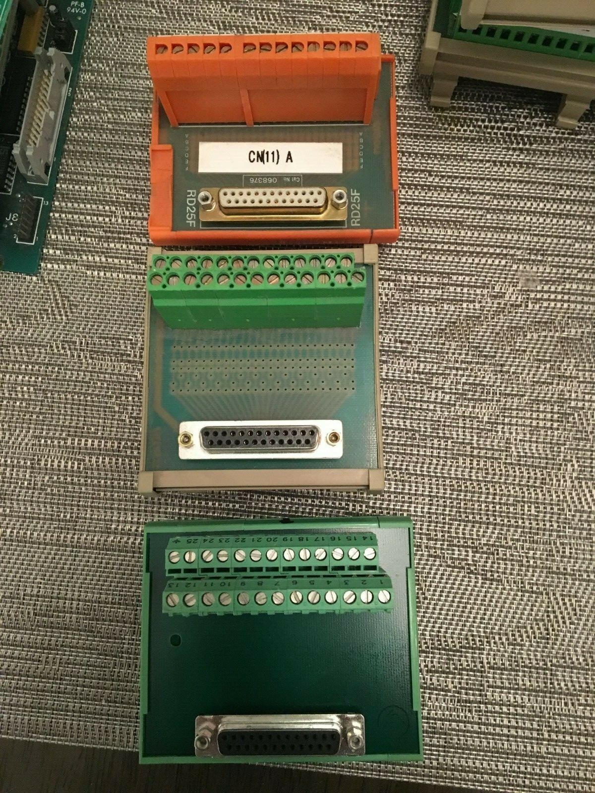 phoenix Contact FLKMDB25/B DB25F 25 pin Terminal Block DIN Rail ...