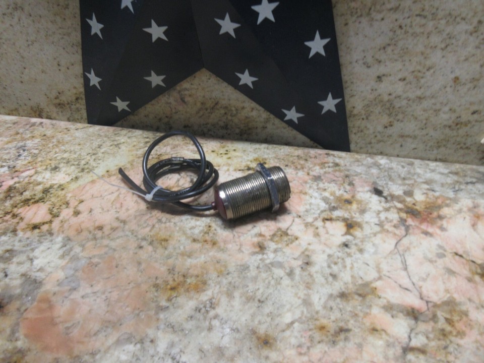 ABB SWITCH CAT 872C-D10NE30-A2S SER.C PROXIMITY SENSOR OKUMA CROWN 762 ...