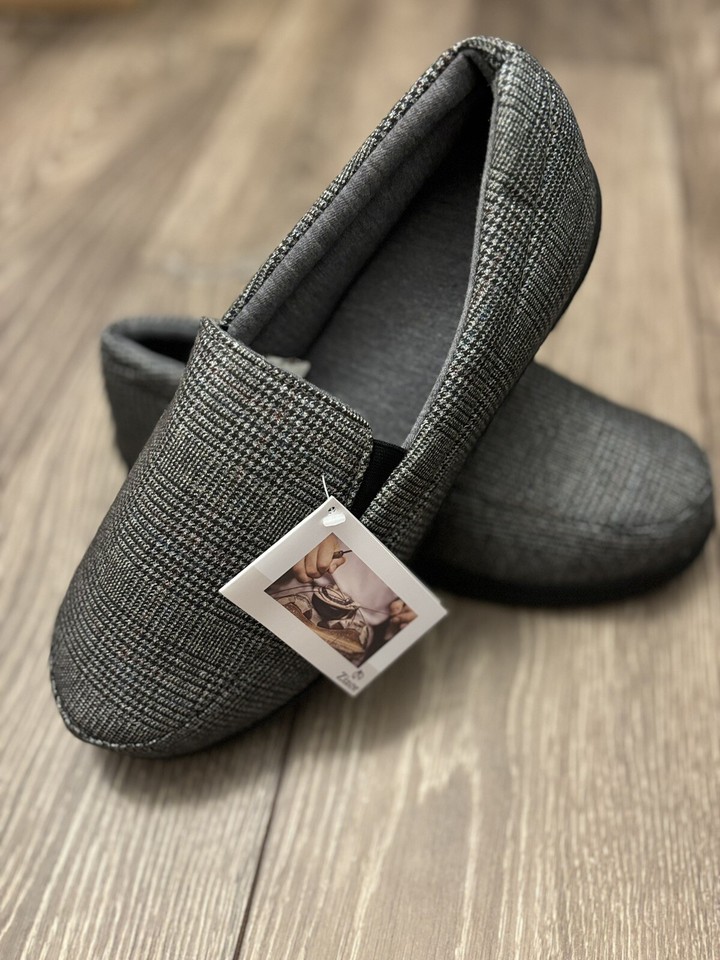 Zizor Men's Suede Moccasin Slippers,Cozy Memory Foam with Anti Skid ...