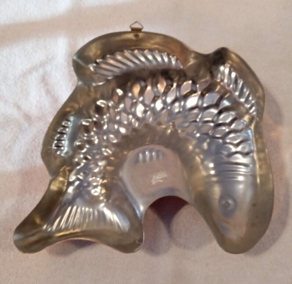 Collectible Daewoo Copper embossed Fish jello baking mold wall hanging ...