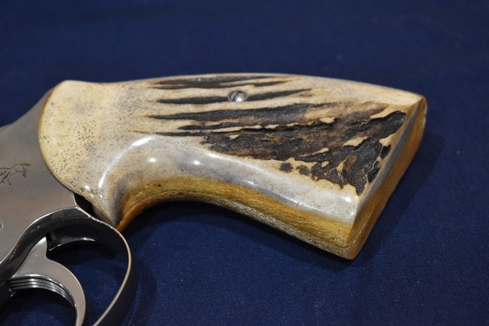 COLT PYTHON TARGET SAMBAR STAG GRIPS | eBay