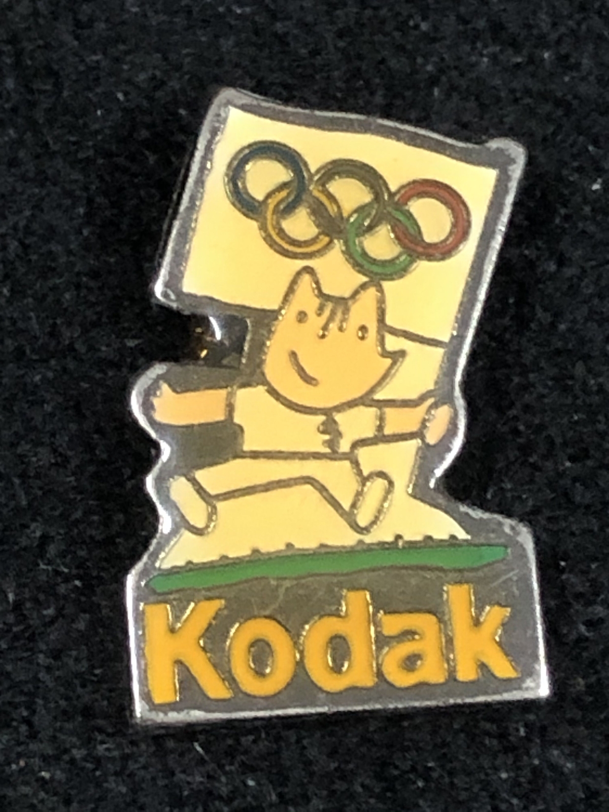 PIN COBI MASCOT RUNNING OLYMPIC FLAG KODAK | eBay