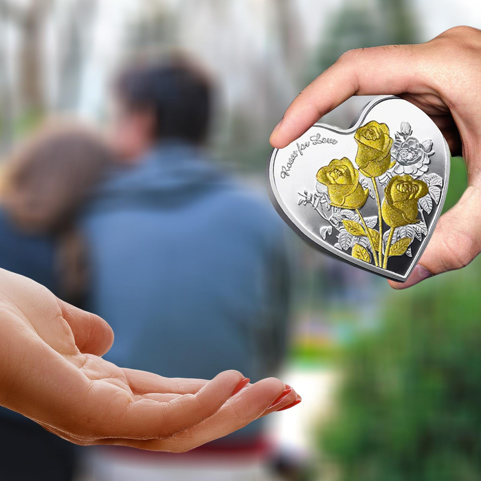 Rose Commemorative Coin Heart-Shaped Collection Coin 52 Languages i ...