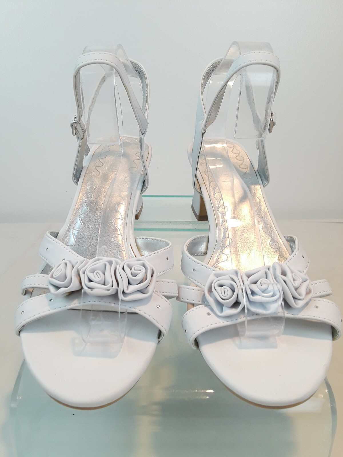 Kenneth Cole Unlisted Sweet Rose Childrens White Sandals/Shoes ~ Size ...