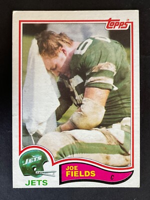 Joe Fields 1982 Topps Football Card #166 - New York Jets Center | eBay