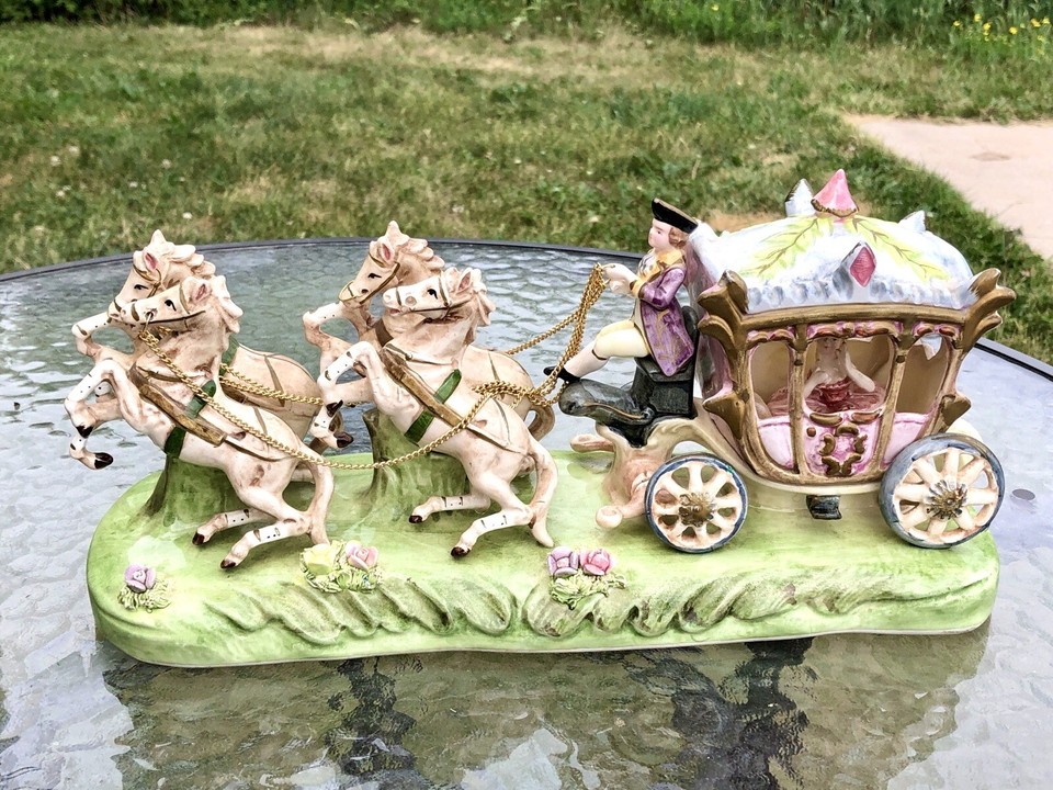 Vtg CAPODIMONTE ITALY Porcelain Cinderella Stagecoach Carriage with ...