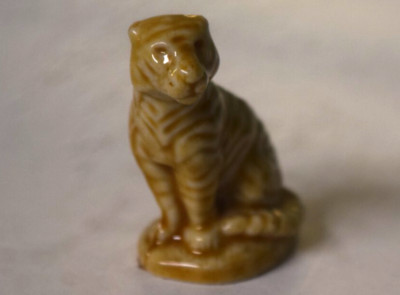 Wade Miniature Whimsies England Porcelain Series #2Red Rose Tea Premium ...