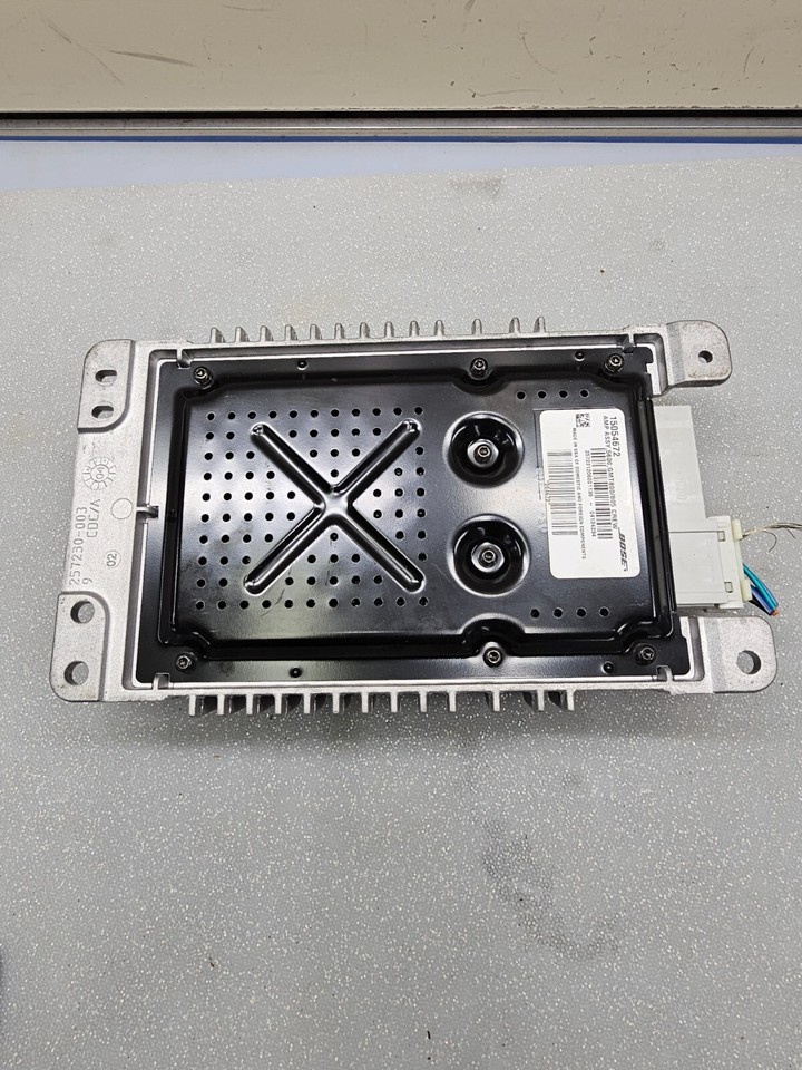 🔥03-06 Chevy GM Silverado Sierra Avalanche Amplifier Amp Bose OEM | eBay