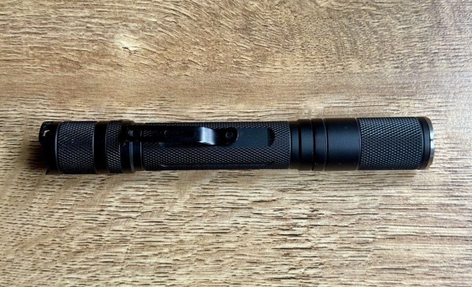 ThruNite Neutron 2A Torch Flashlight Double AA Battery LED Light | eBay UK