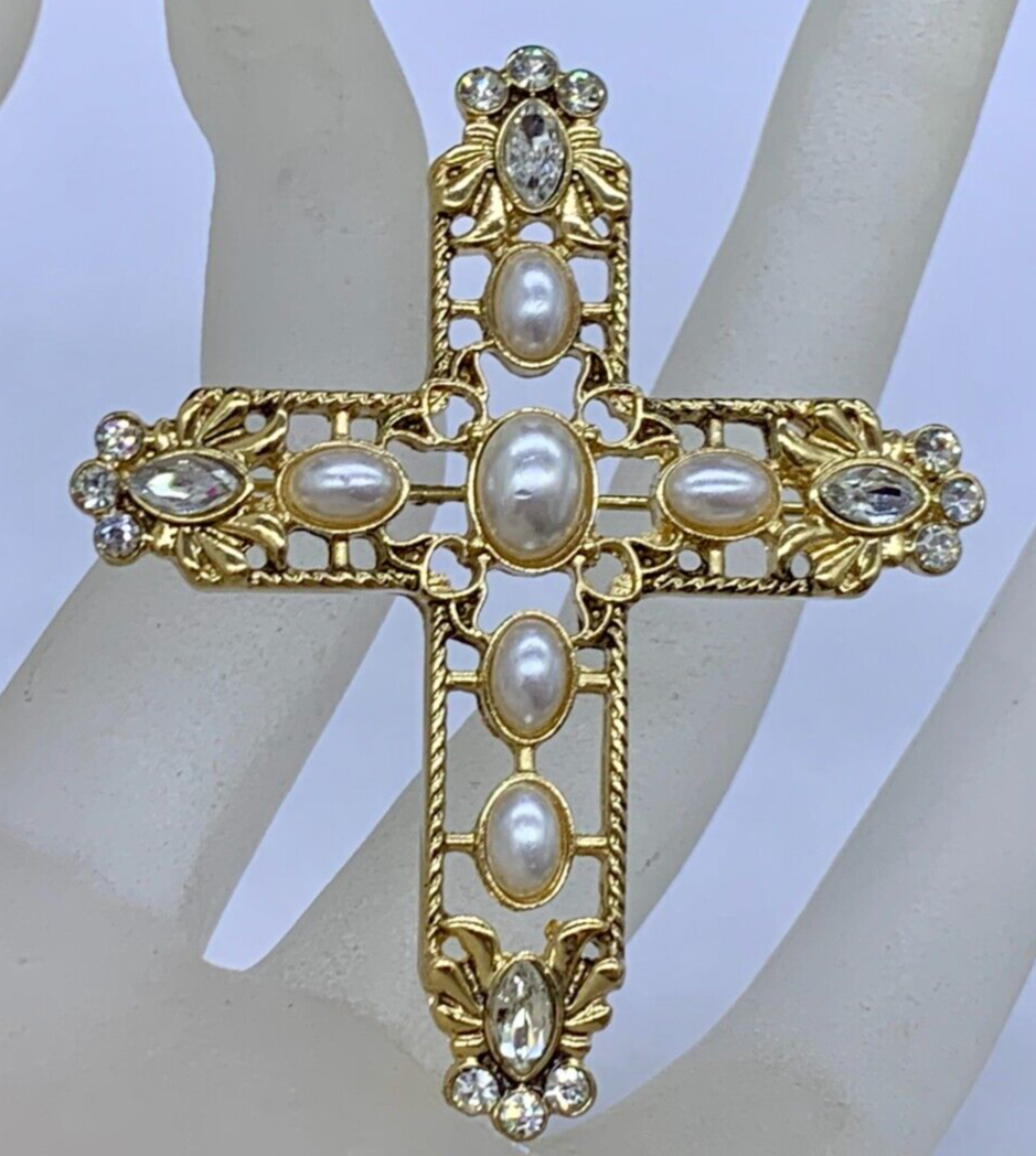 VINTAGE ? GOLD TONE CRYSTAL FAUX PEARL ORNATE CROSS BROOCH PIN | eBay