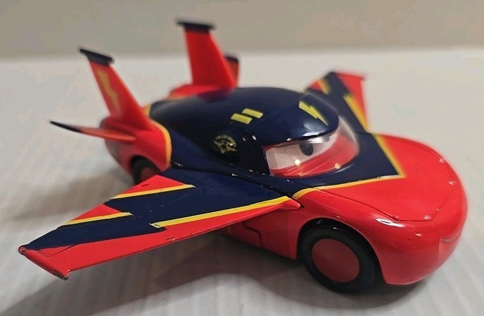 Disney Store Pixar Cars Lightning McQueen Hawk from Take Flight 3-Pack ...