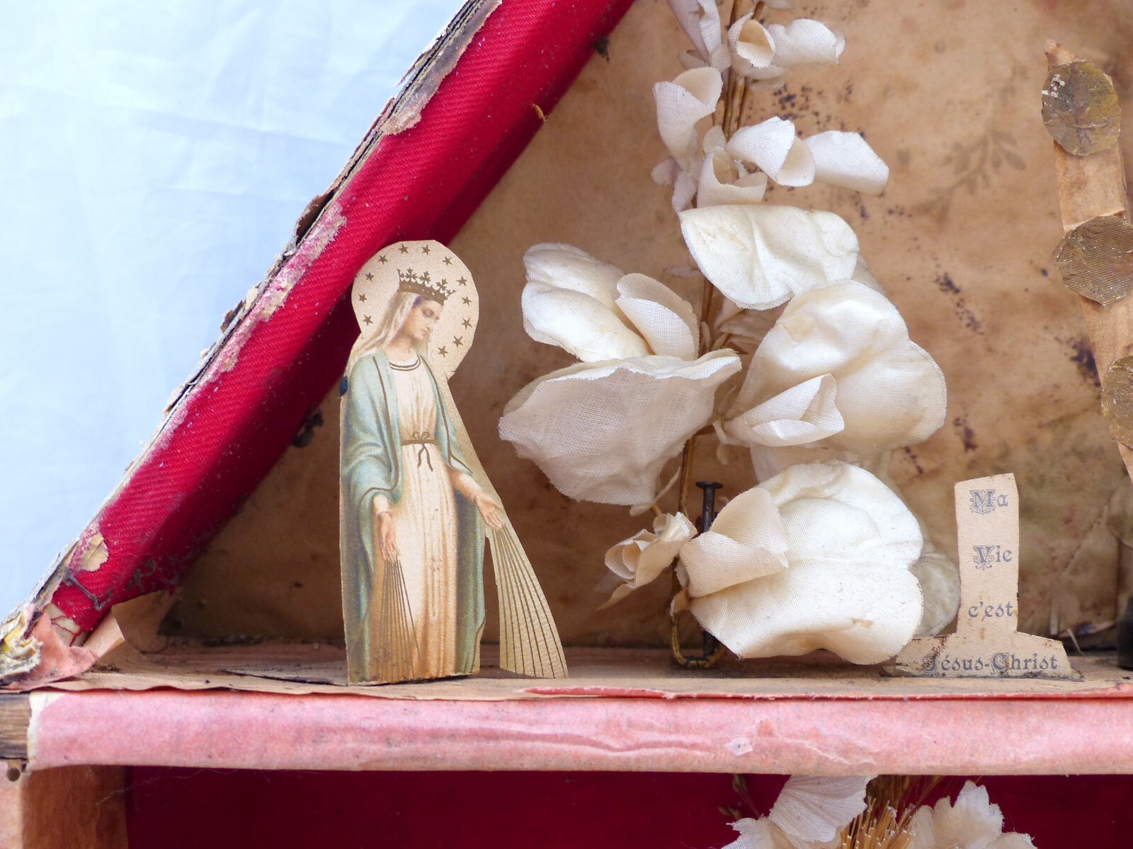 XXL 24" Antique French Diorama Box Ex Voto subject Religious Rare House ...