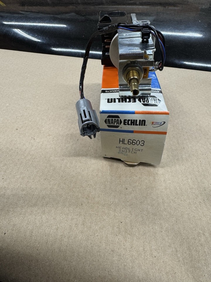 Napa Hl6603 Headlight Switch New Old Stock Crown Vic Grand Marquis Auto ...