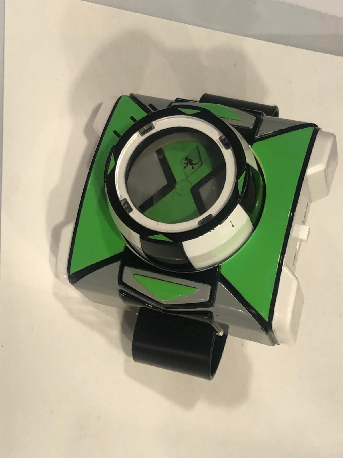 Ben 10 Omnitrix Replica