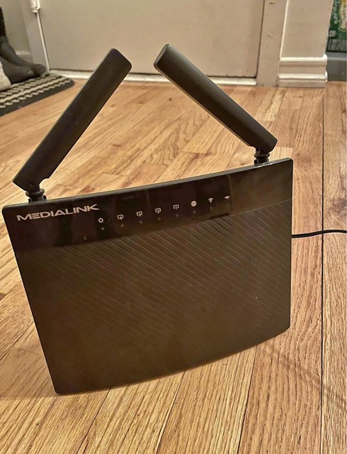 Mediabridge MLWR-AC1200 Medialink AC1200 1000 Mbps Wireless Gigabit ...