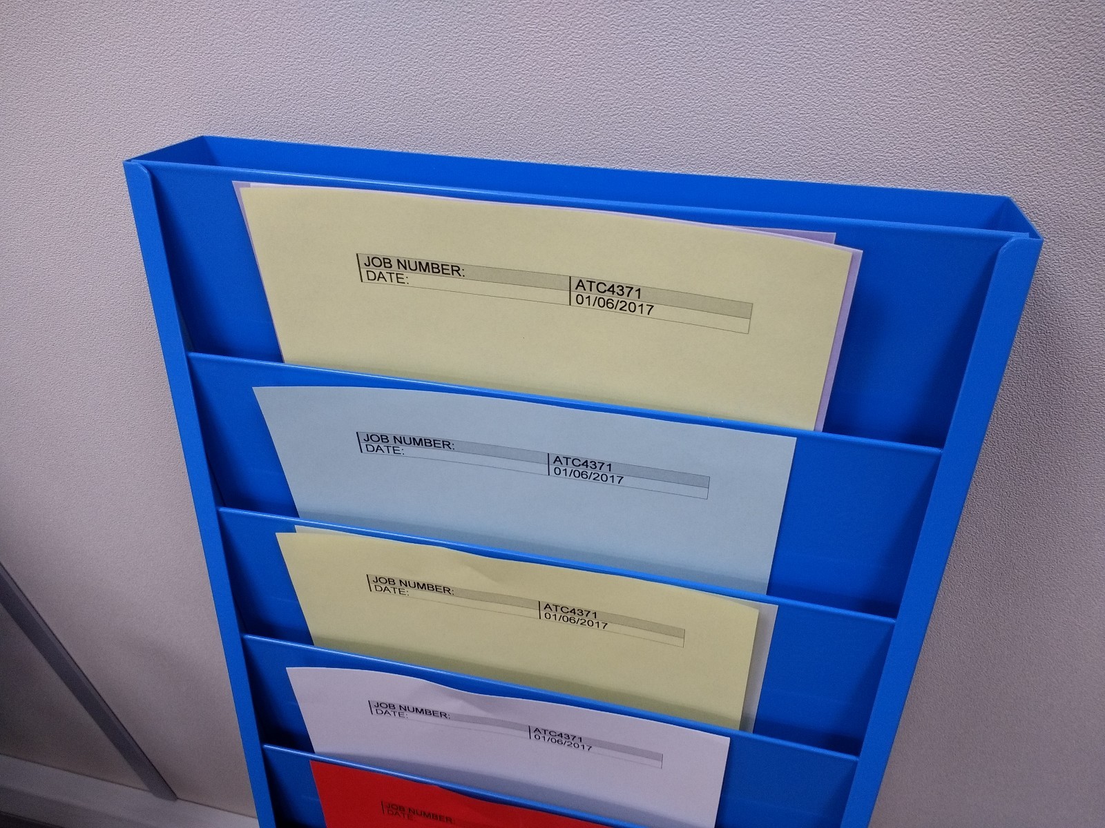 10 x A4 Portrait Blue Metal Garage Workshop Job Card Rack - Also For ...