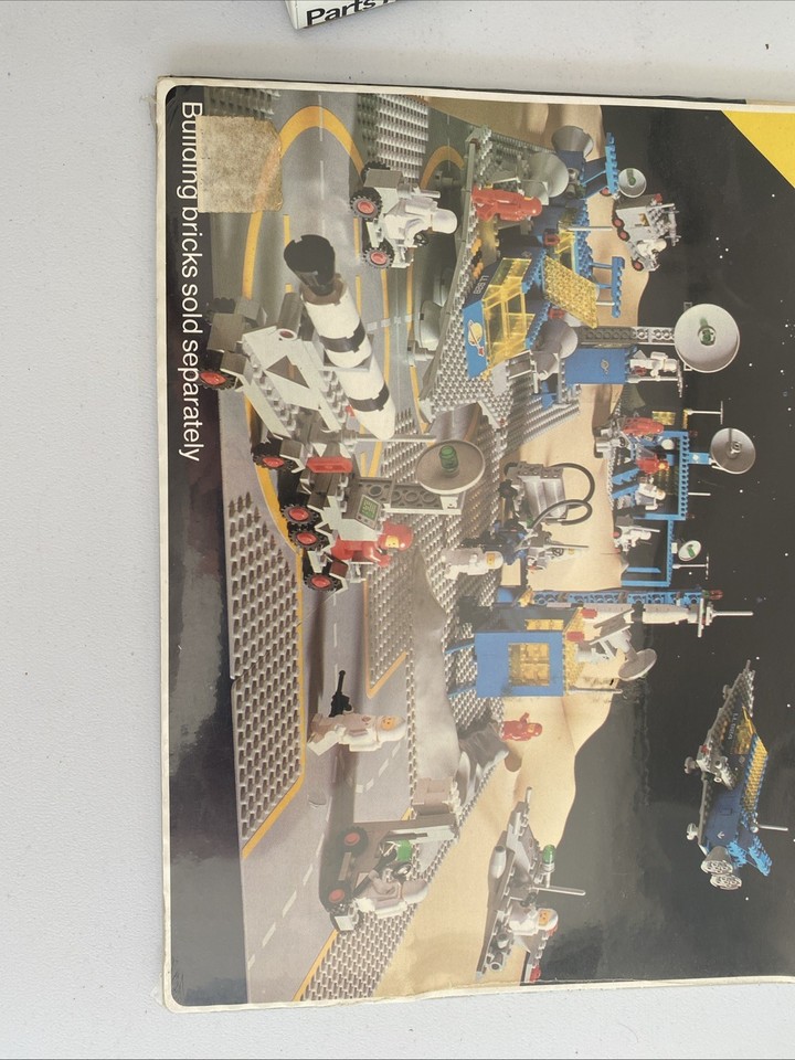 1978 & 1980 LEGO system: Legoland Space Landing Plates 454 And 832,822 ...