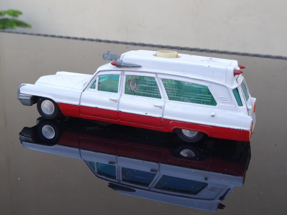Dinky Toys No:267 Superior Cadillac Ambulance- Original 1967-71 | eBay UK
