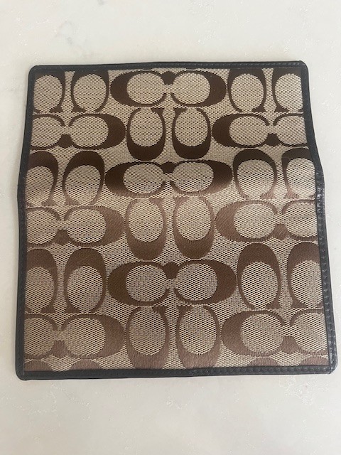 Coach Signature Canvas Checkbook Cover in EUC - Gem