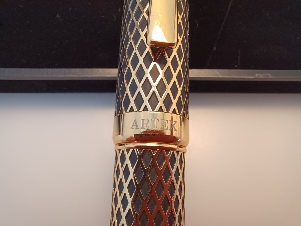 Artex Roller Ball Pen. High quality, heavy weight, with cross hatch ...