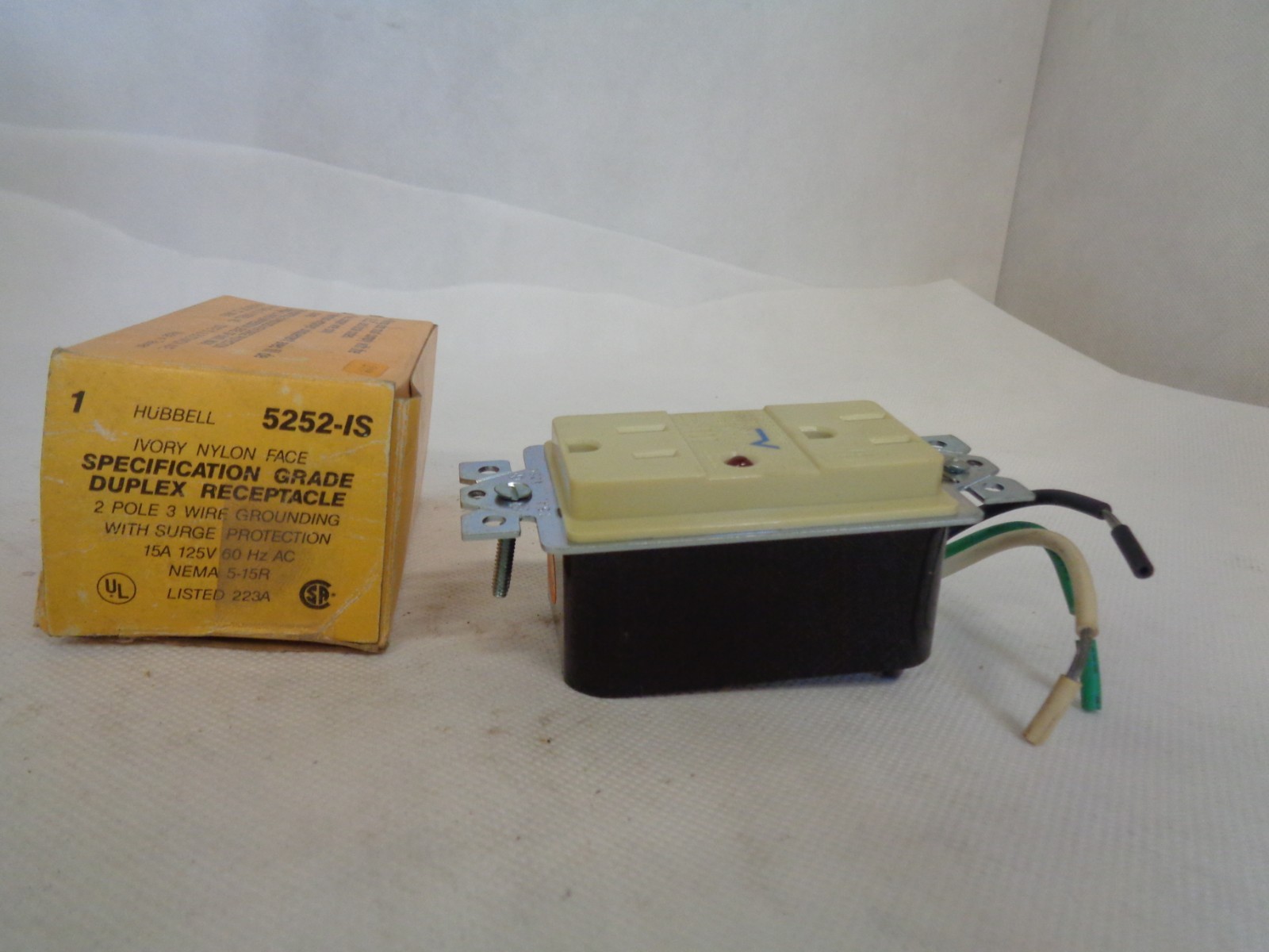 NEW HUBBELL 5252-IS DUPLEX RECEPTACLE 2 POLE 3-WIRE | eBay