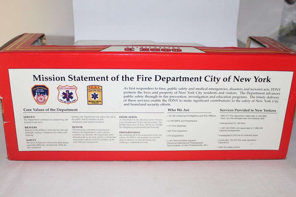 CODE 3 COLLECTIBLES FDNY Special Operations Command MT-55 Freightliner ...