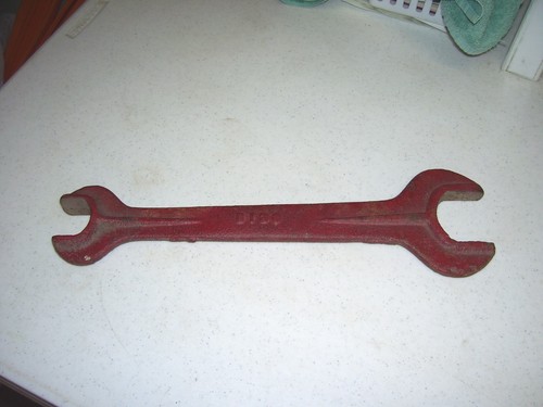 Old Vintage Antique Disc No 217 Farm Tool Iron Wrench Tool Steampunk ...