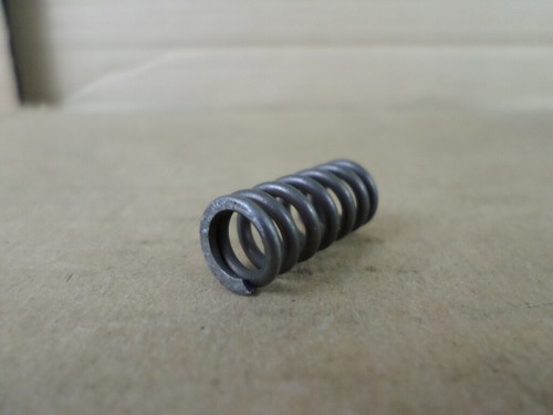 Clark Forklift 3798683 7/8" OAL 3/8" OD Spring | eBay